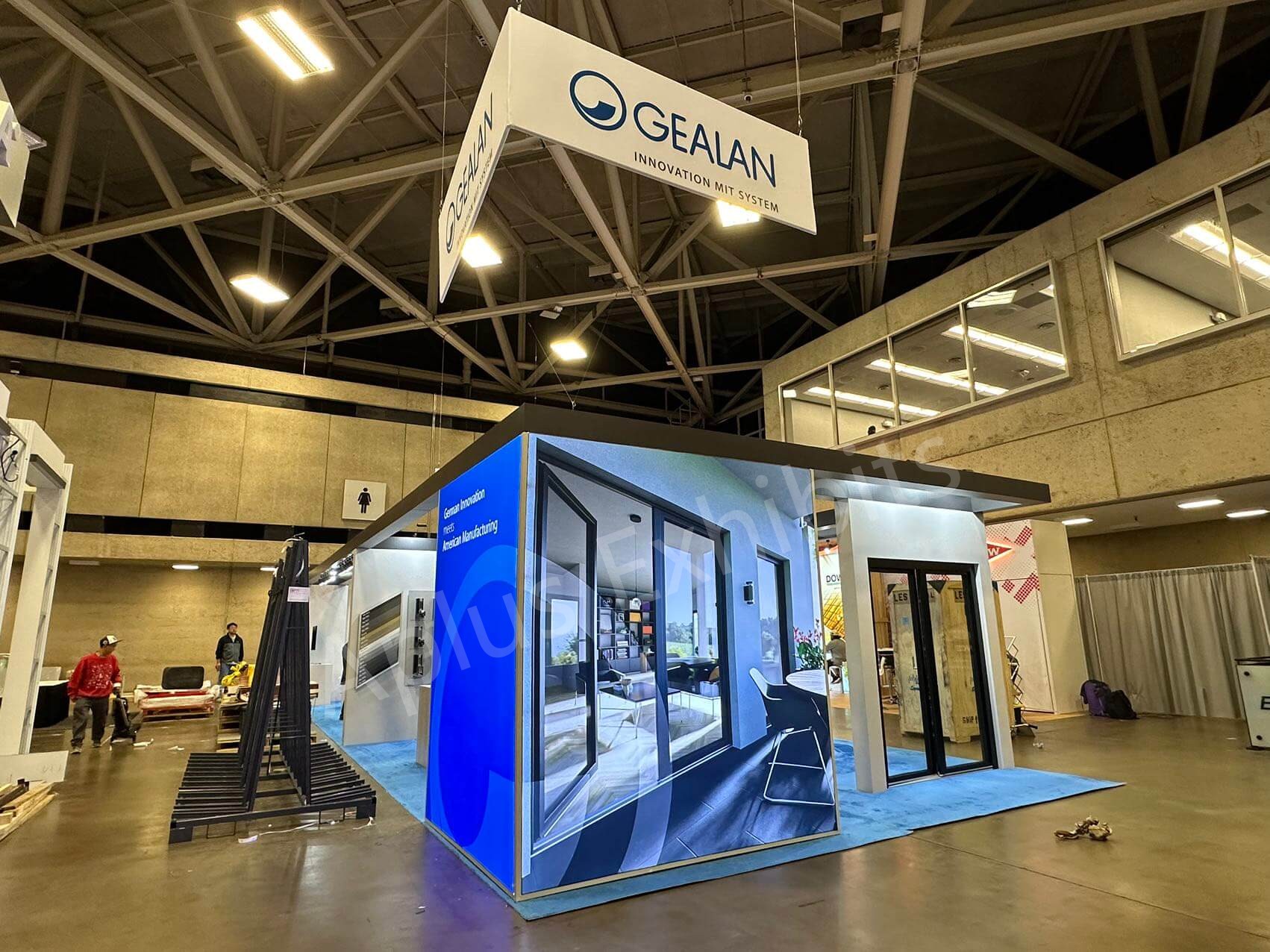 GEALAN 20'x50' GLASSBUILD 2024 Booth - Aplus Exhibits
